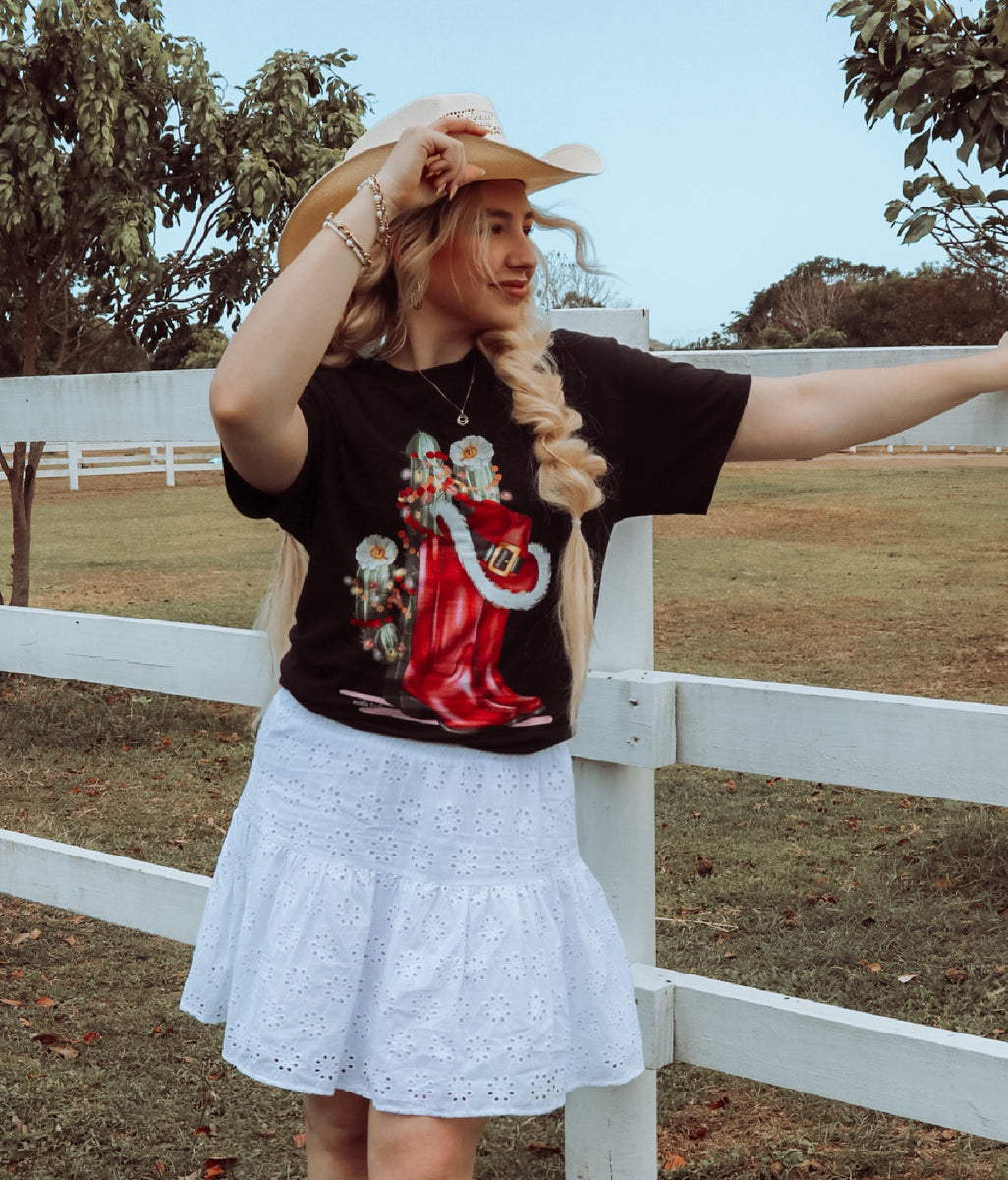 Cowgirl Christmas Tee – Emily Ingham Art
